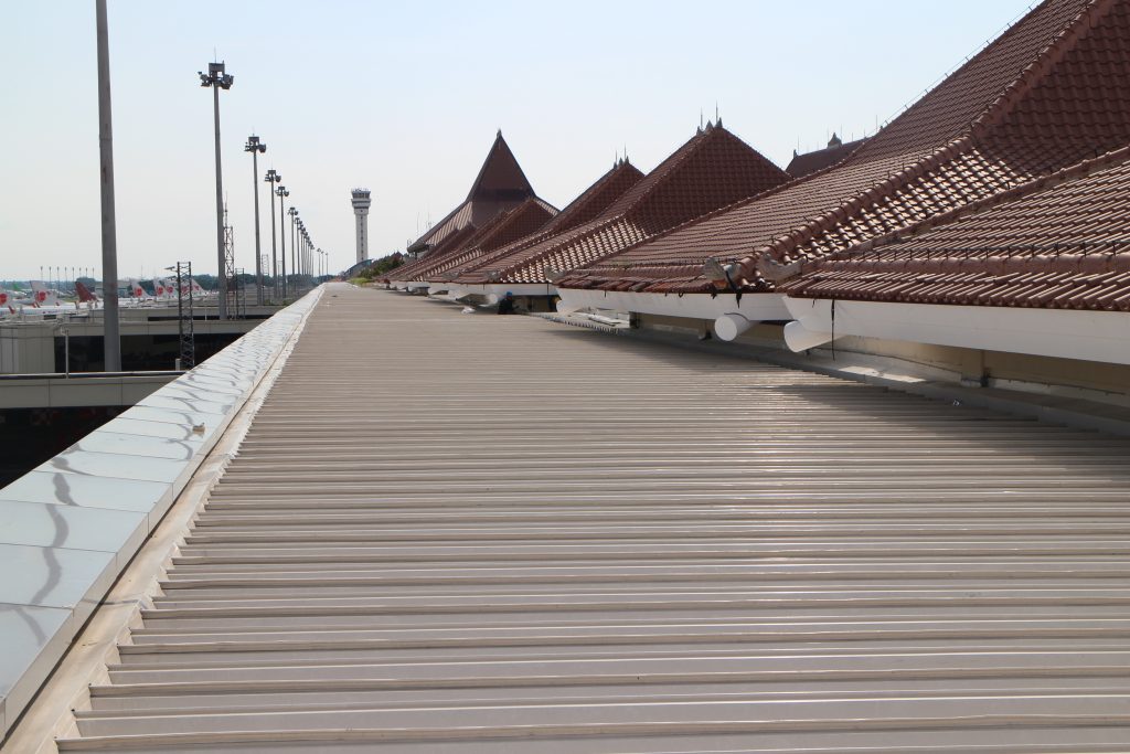 Utomodeck Spesialis Solusi Atap Bandara – PT. Utomodeck Metal Works